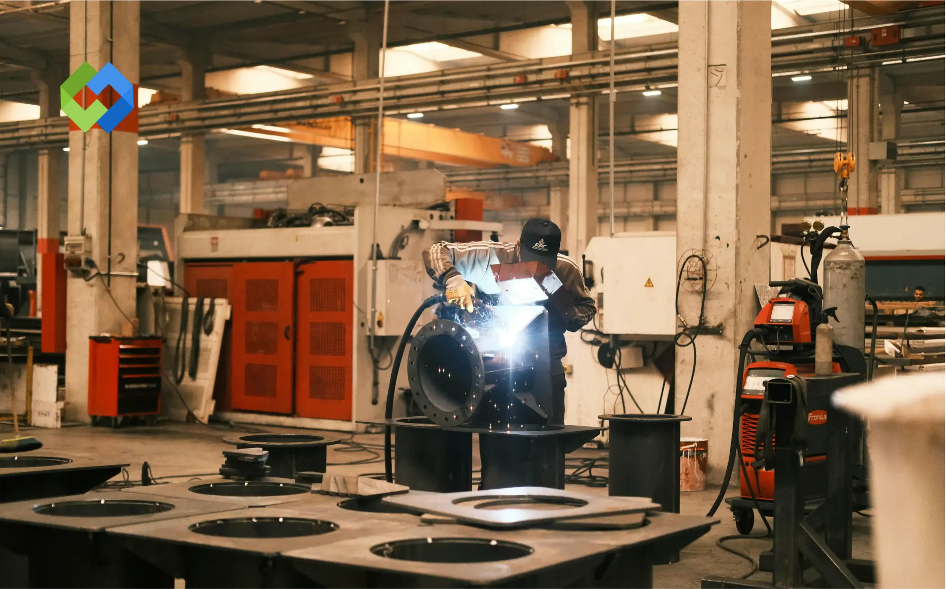 Mastering Soft Skills for Tech Leaders: Communication, Decision Making, and Team Building - Webzeto